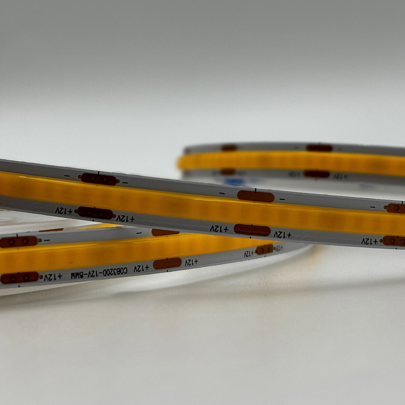 LED стрічка LED LV-2835 COB IP20 3000K